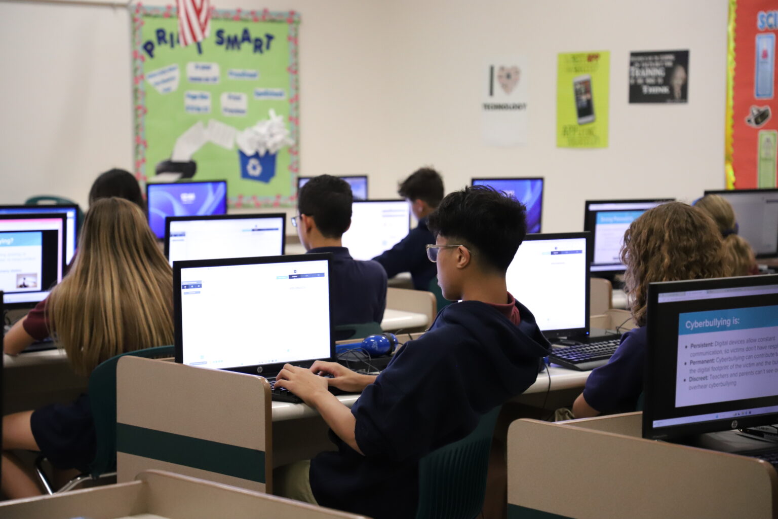 Sixth Grade Program | Private Middle School Education